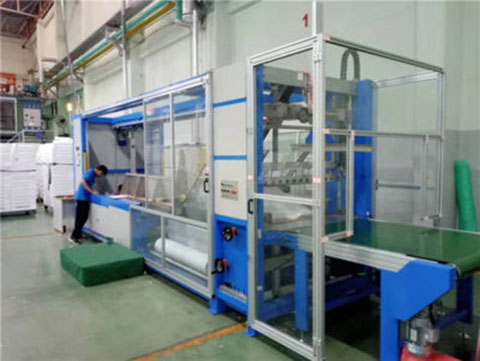 China 6 side packing automatic EPS foam box packing machine ...
