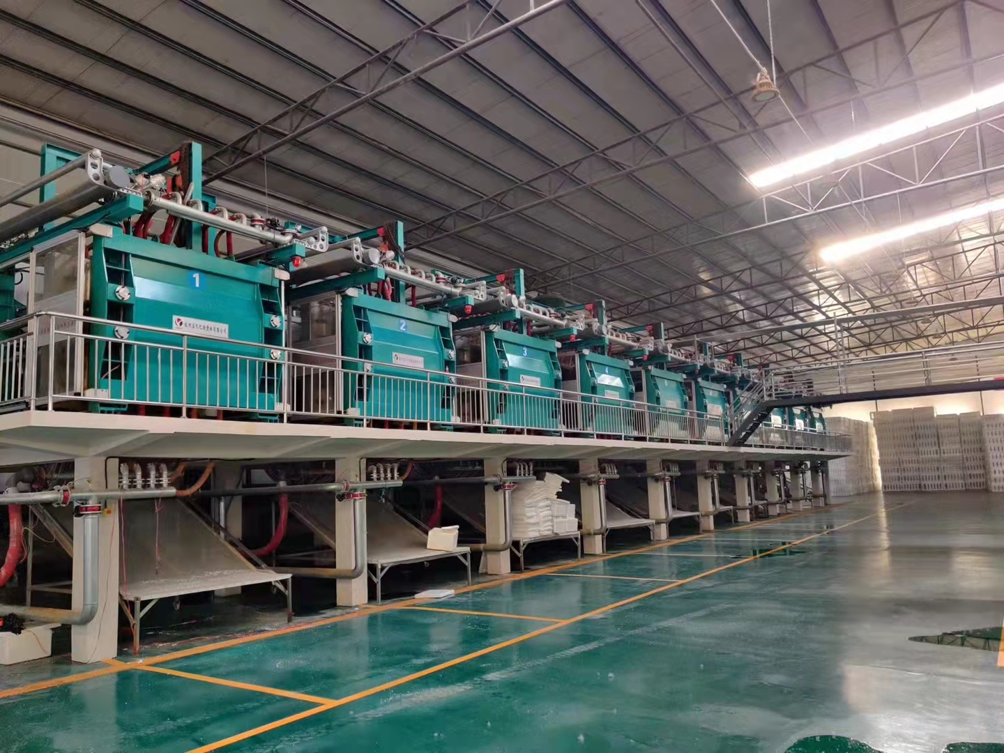 China High Quality EPS Molding Machine Manufacturers and Suppliers ...